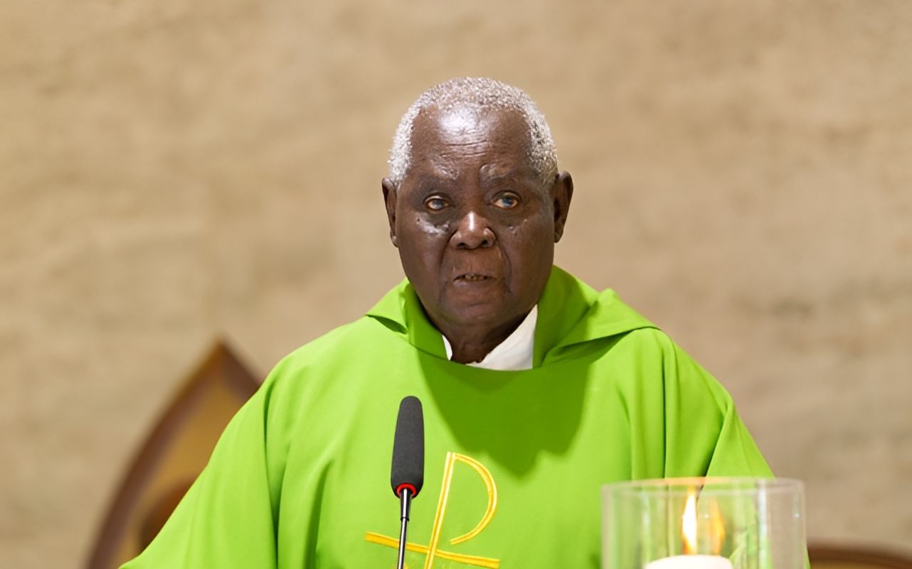 WHEN A PRIEST DIES … - Homilies of Bishop John Louis